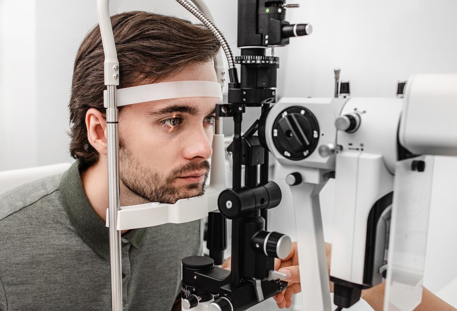 Improvements in Vision After Cataract Surgery - SightMD